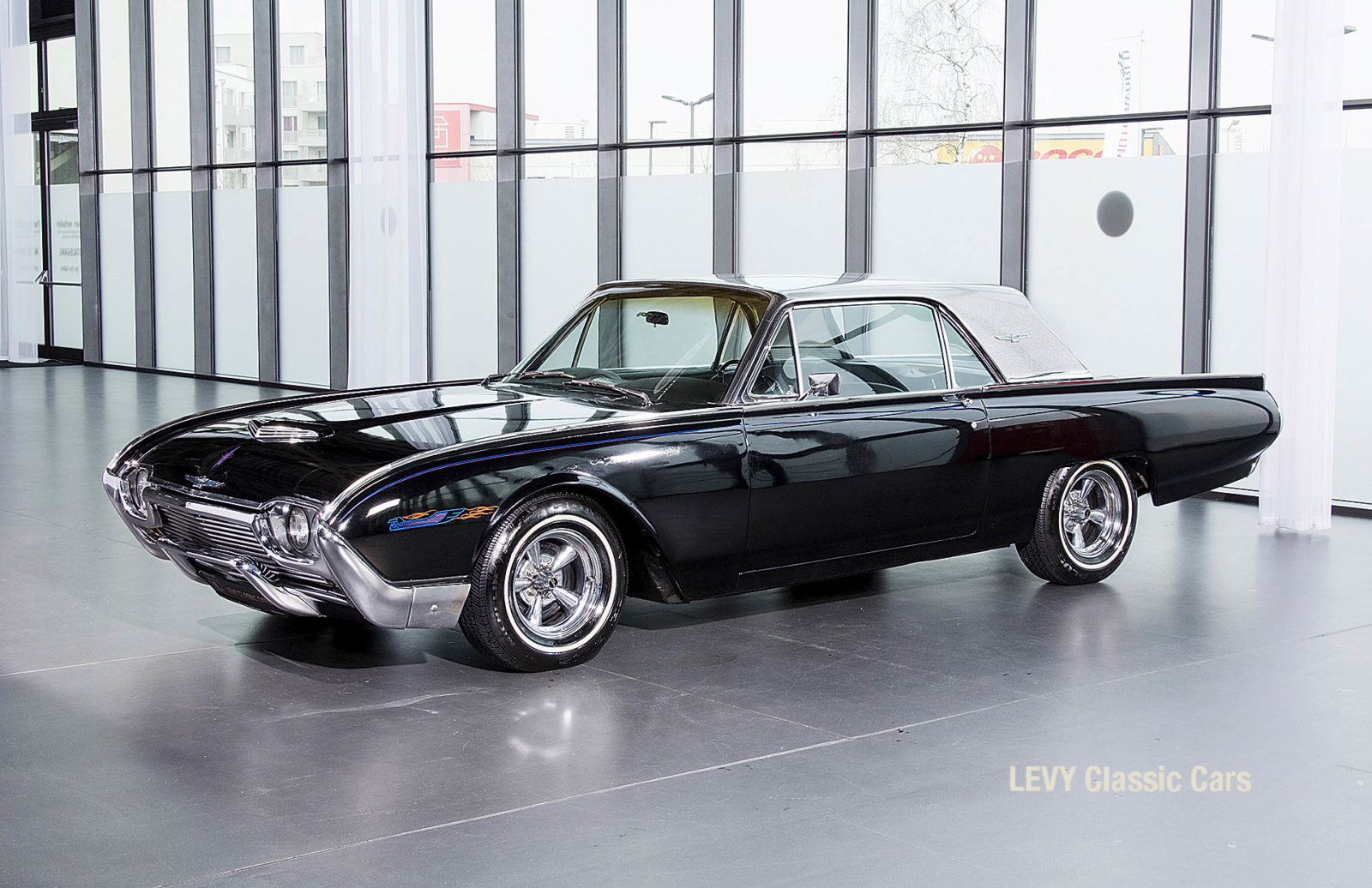 Ford Thunderbird Bullet Bird Coupe V8 - Levy Classic Cars
