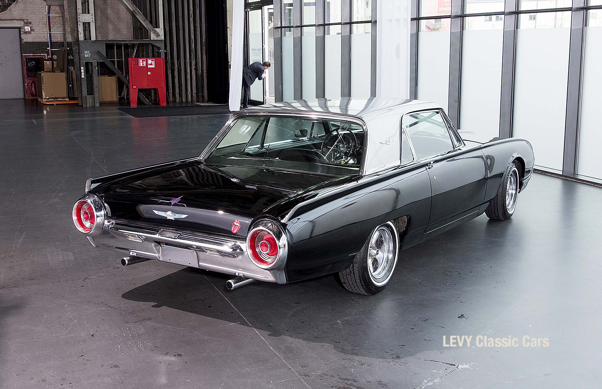 Ford Thunderbird Bullet Bird Coupe V8 - Levy Classic Cars
