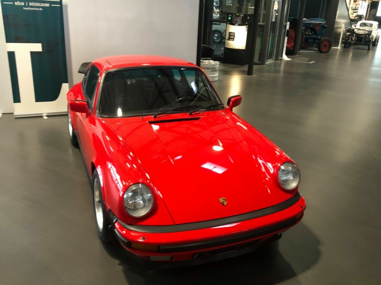 CC22604-18 - Levy Classic Cars