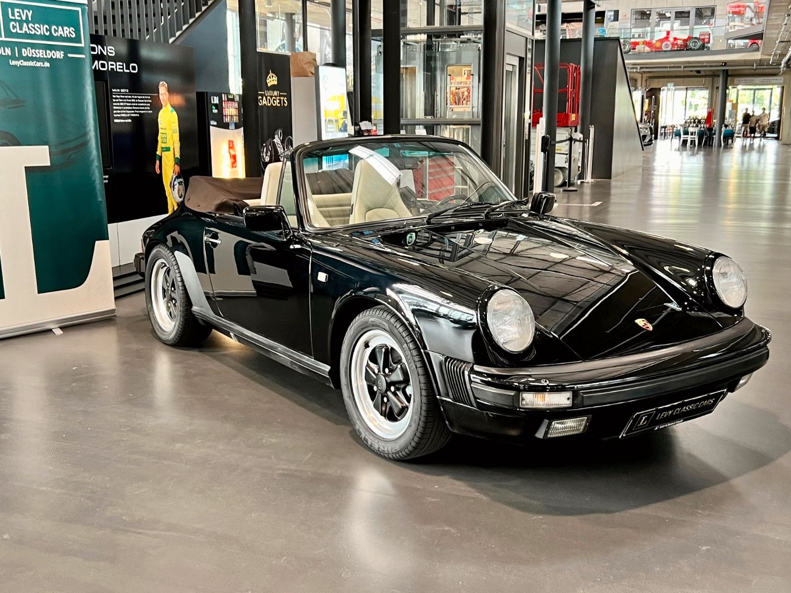 CC59566 - Levy Classic Cars