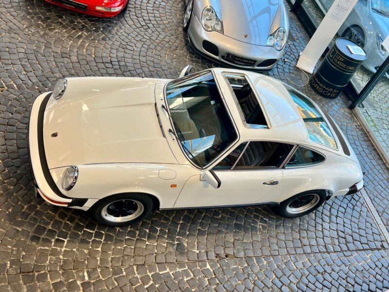 Porsche 911 3,0 SC Coupe Motor revidiert vor 5TKm Scheck - Levy Classic ...